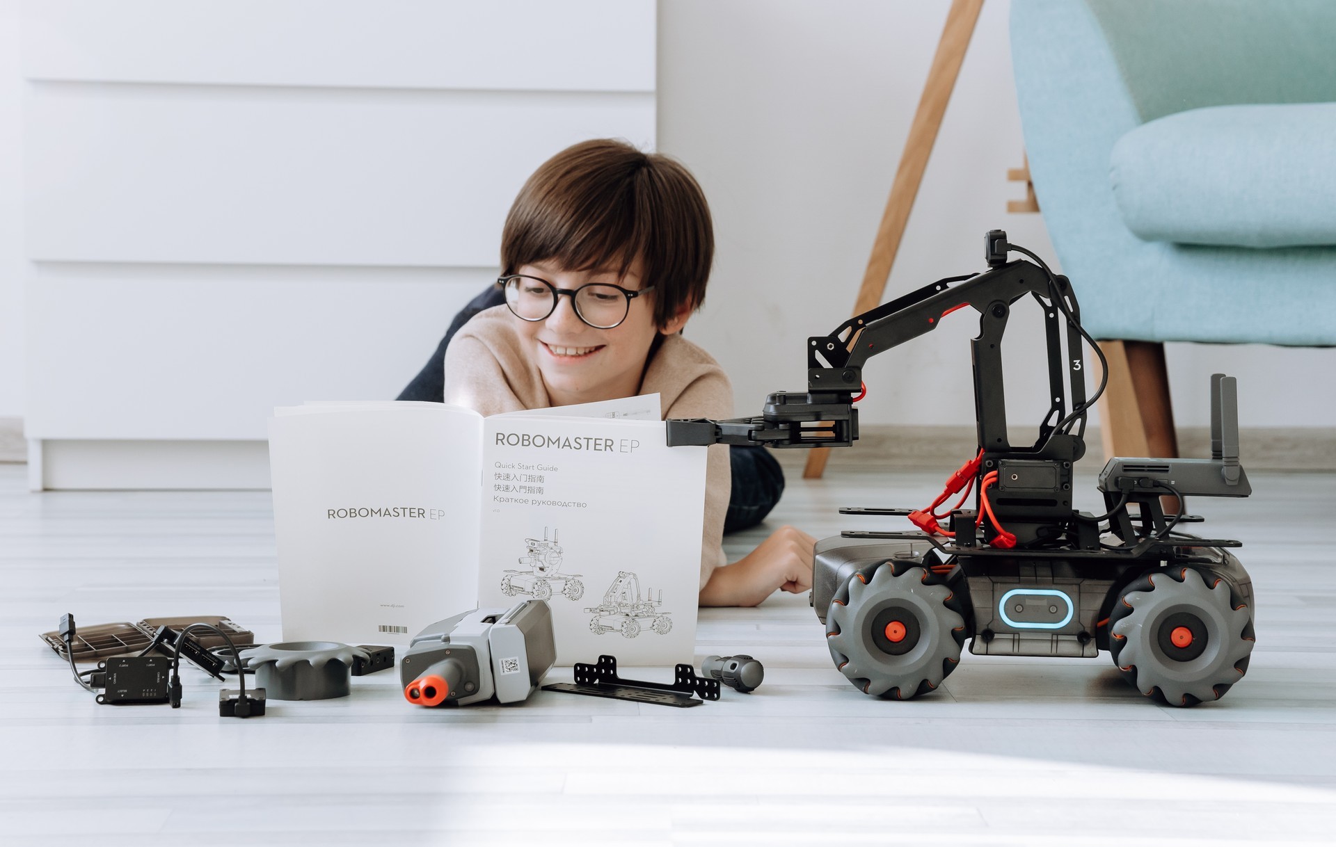 Купить DJI RoboMaster | Магазин DJI Robots